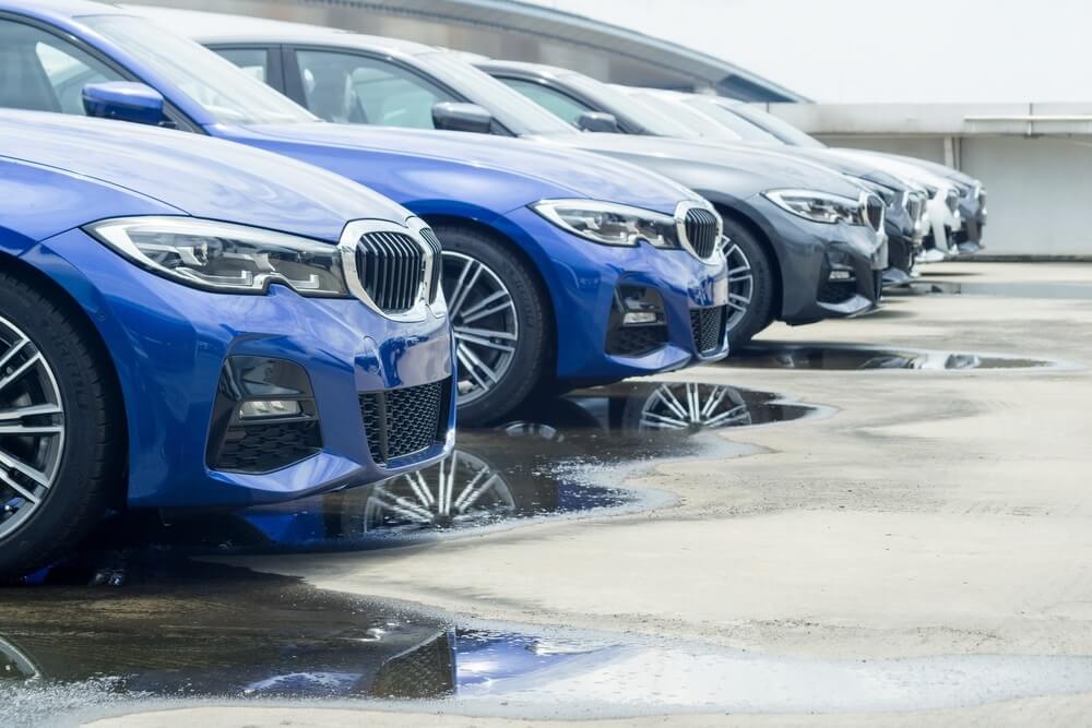 Benarkah Mobil Parkir Mundur Lebih Aman? - SEVA