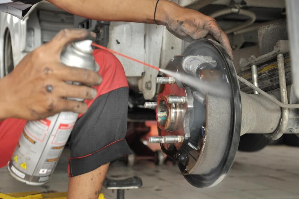 Jangan Cuma Ganti Kampas, Membersihkan Rem Cakram Mobil Juga Harus ...