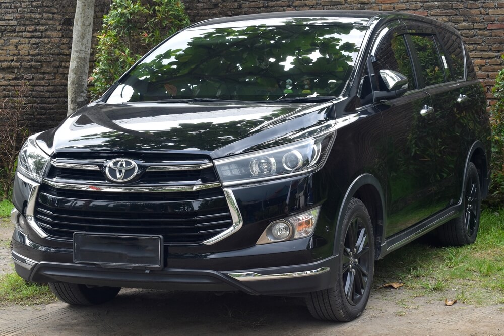 Kenapa Harga Toyota Innova Bekas Stabil di Pasaran? - SEVA