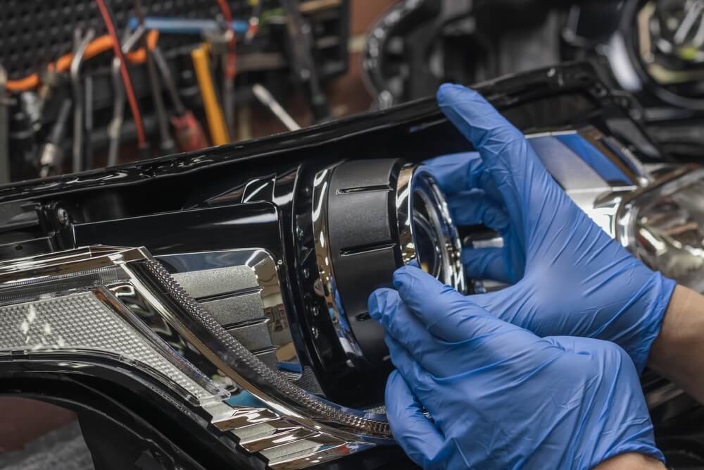 Salah Modifikasi Lampu Mobil Bisa Jadi Penyebab Kebakaran? - SEVA