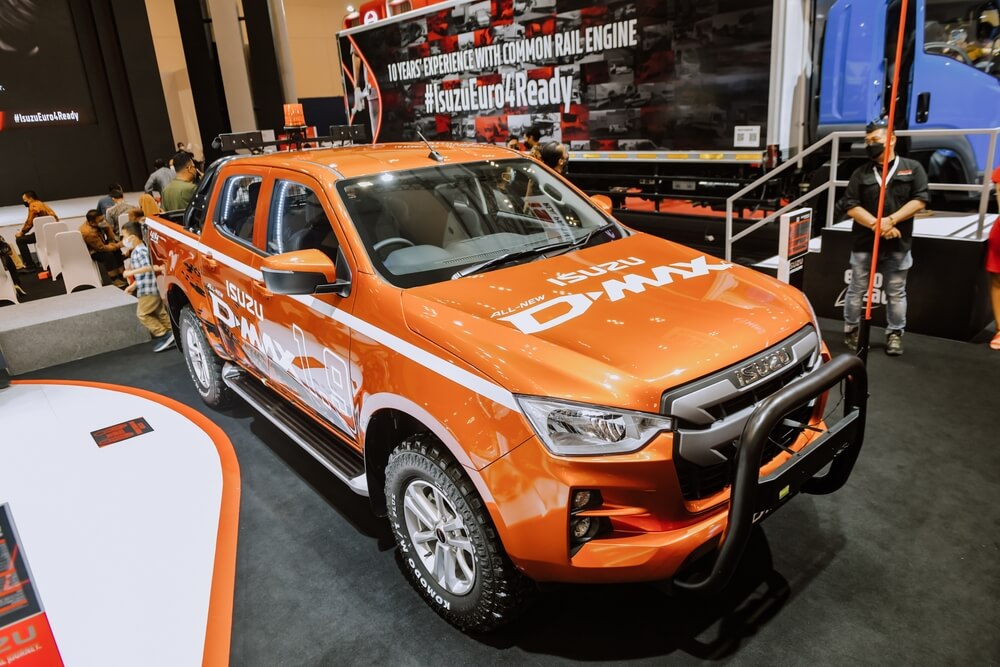 Perbandingan 5 Mobil Double Cabin Terbaik di Indonesia - SEVA