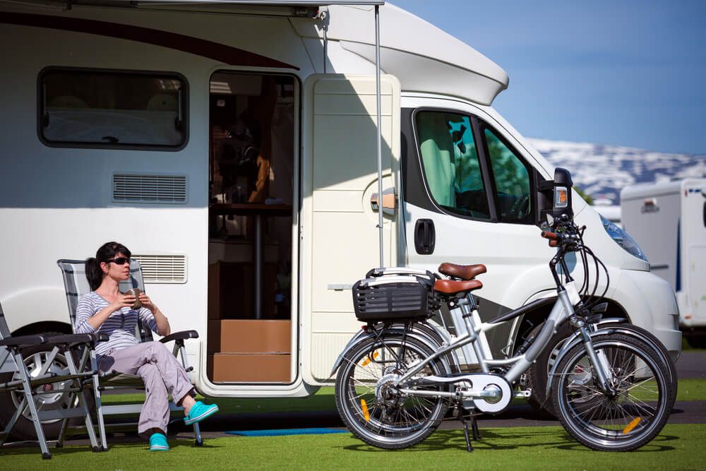 Liburan di Alam, Kenali Apa itu Campervan, Caravan dan Motorhome